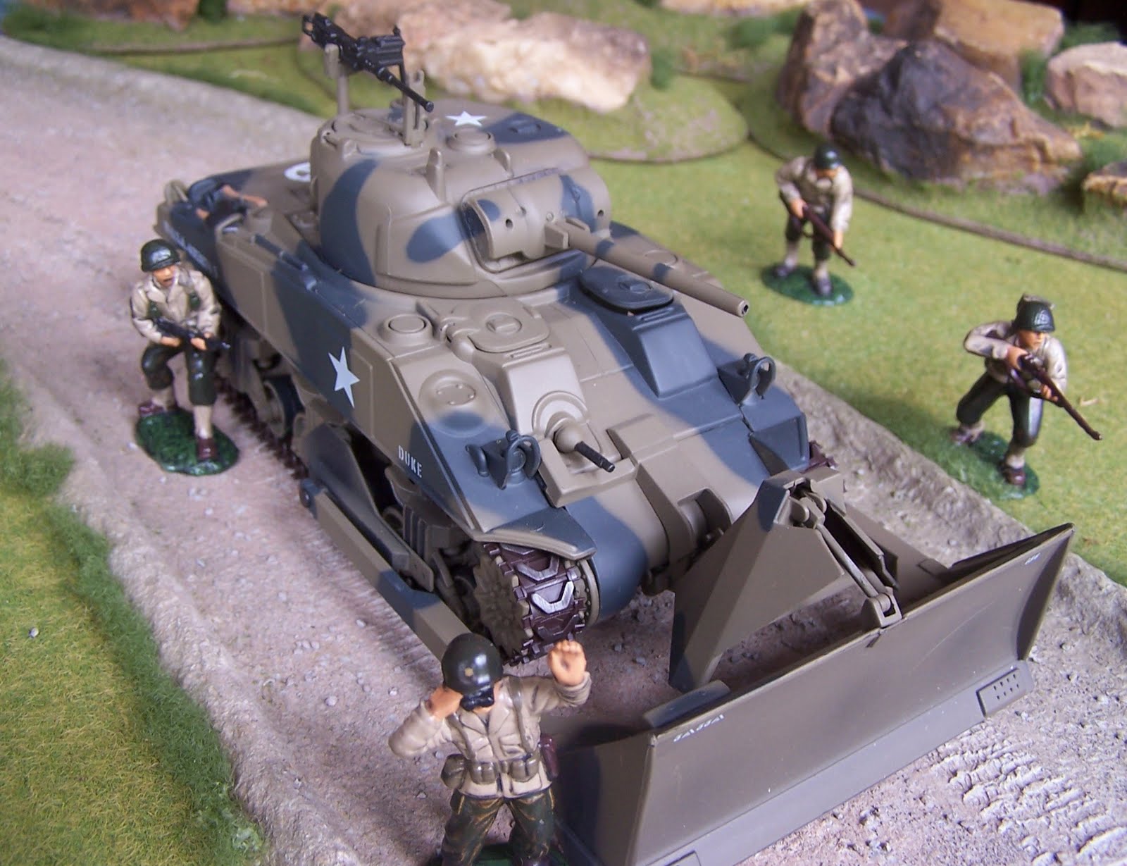 WWII Plastic Toy Soldiers: Sherman Tanks