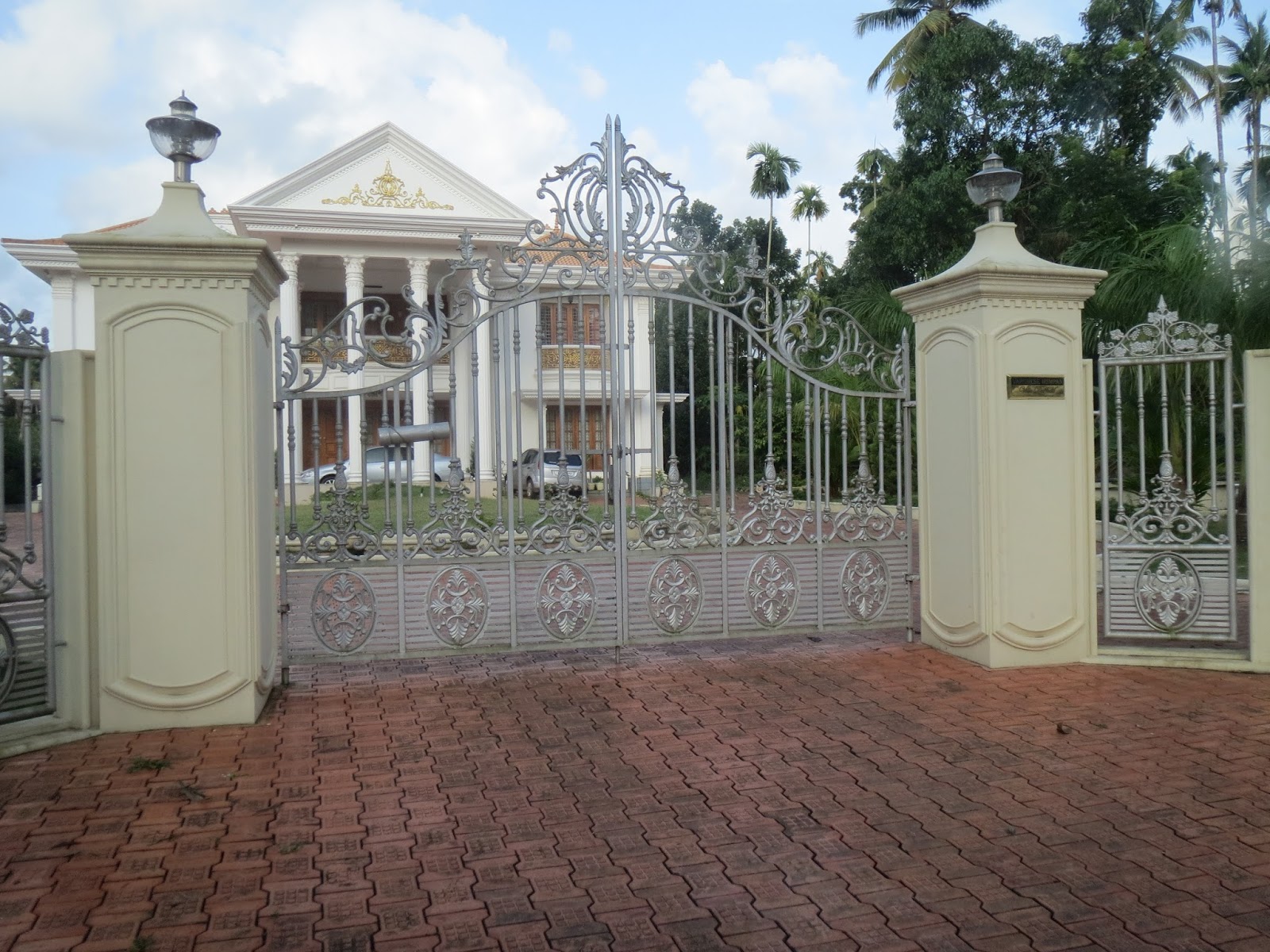 Kerala Gate Designs: More Kerala Gate Designs