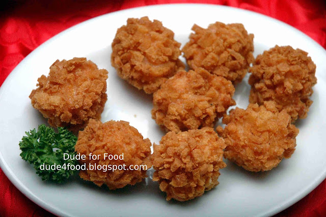 DUDE FOR FOOD: A 62 Year-Old Restaurant Still Dishes Out Good Eats ...