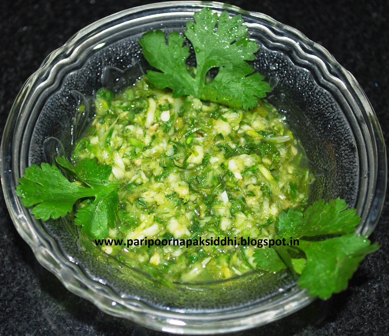 Paripoorna Paksiddhi : LASUN PATICHI CHUTNEY / LASUN THECHA / GREEN ...
