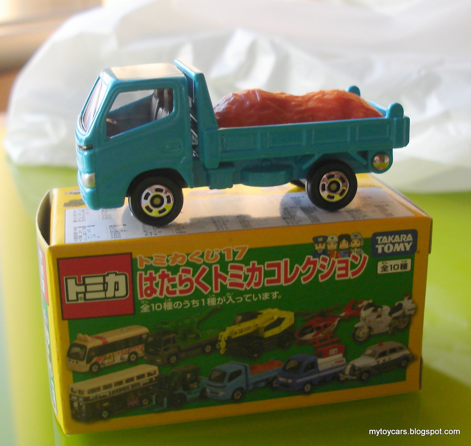 Mytoycars!: Tomica Toyota Dyna Dump Truck