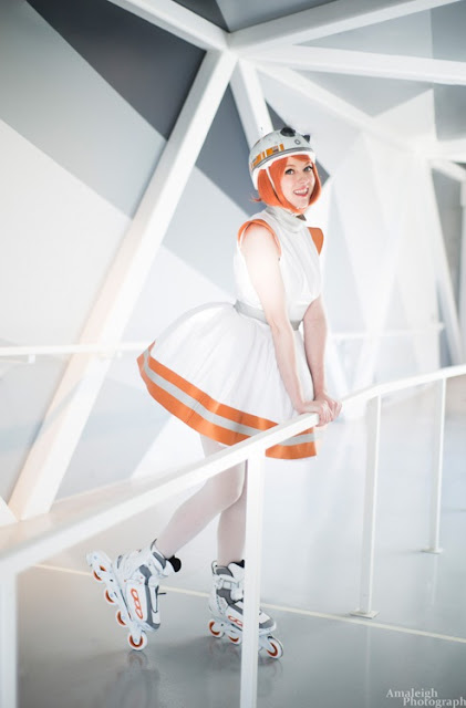Últimas Tendencias: El androide BB-8 sirve de inspiración para el cosplay