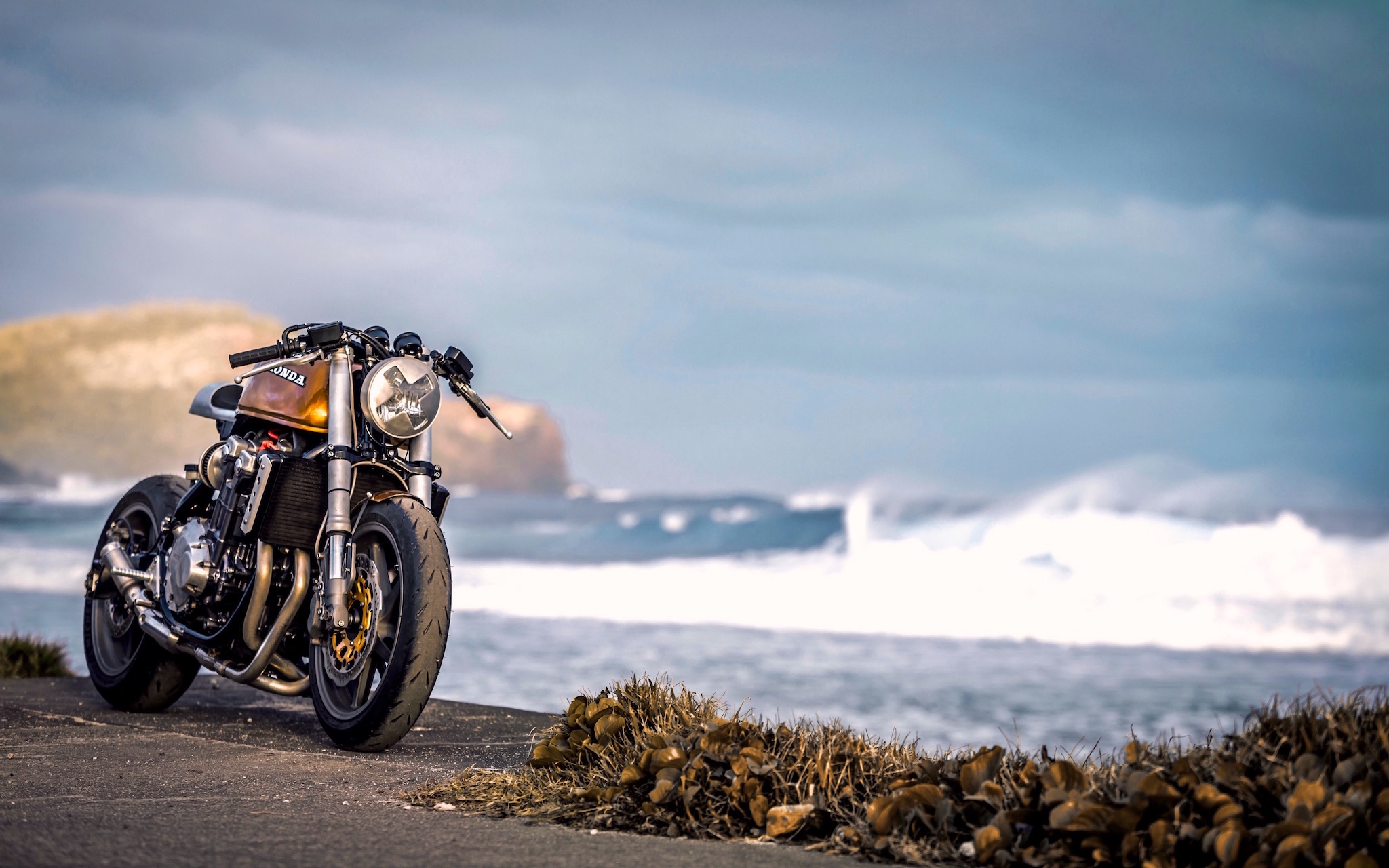 Run Iron CB1300 - Inazuma café racer