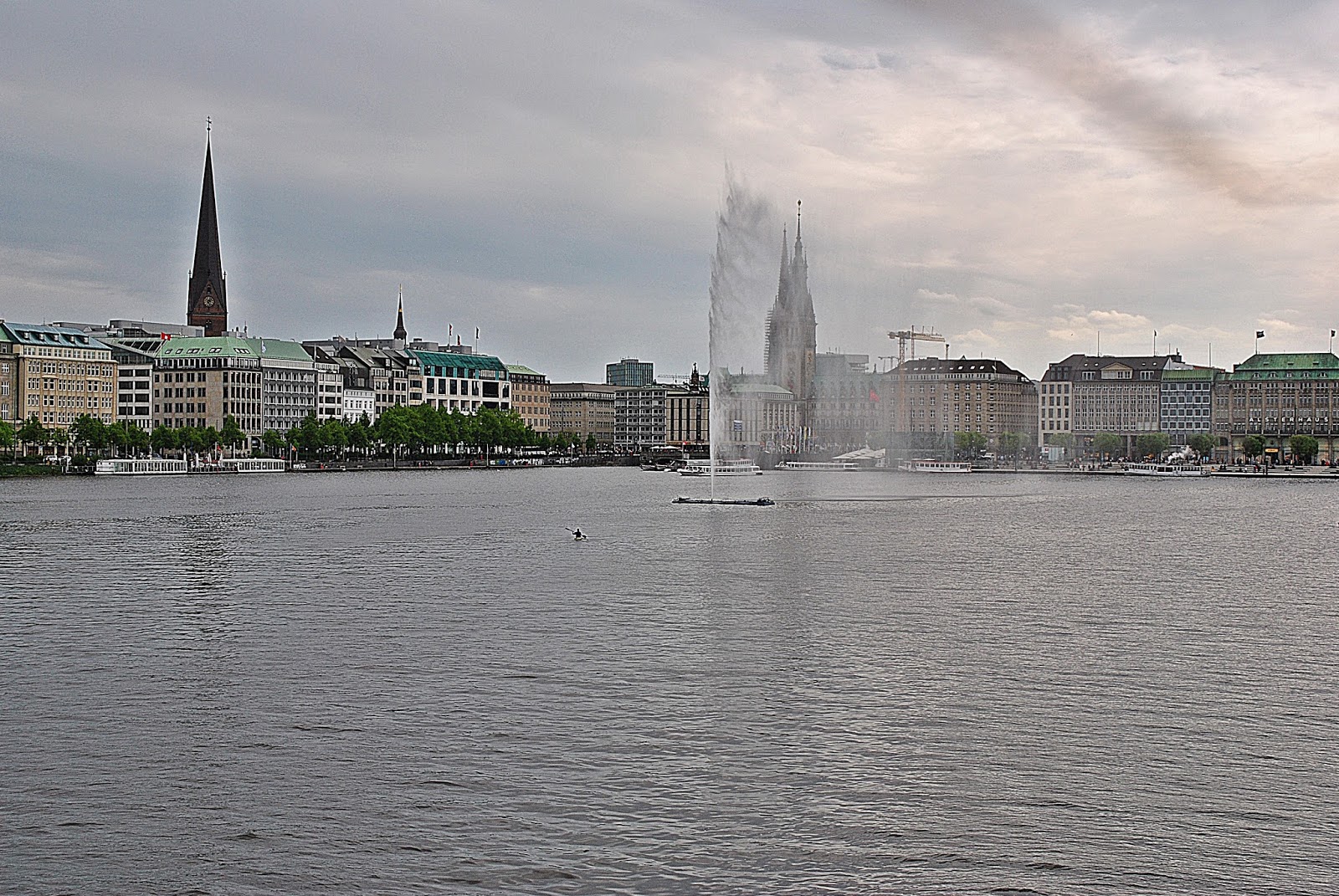PIĘKNIE JEST ŻYĆ: CO ROBIĆ W WEEKEND MAJOWY - WYCIECZKA DO HAMBURGA