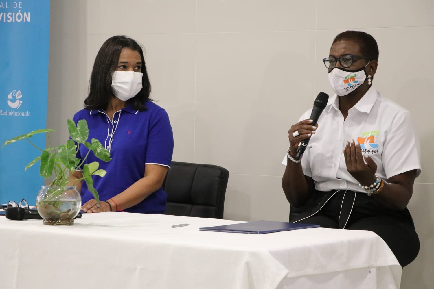 MUSIKRTE: SERTV Y TELEISLAS FIRMAN MEMORANDO DE ENTENDIMIENTO