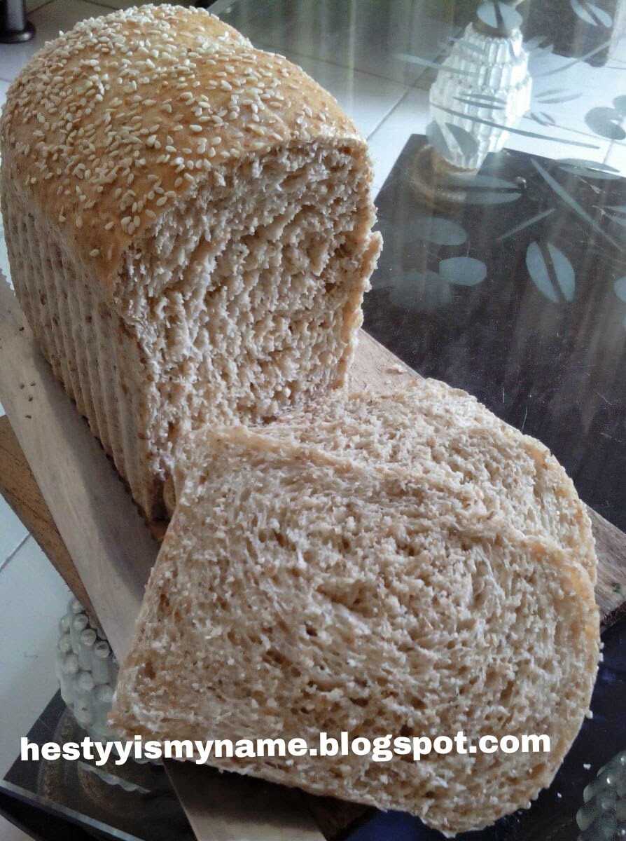 Roti tawar gandum / Whole wheat bread