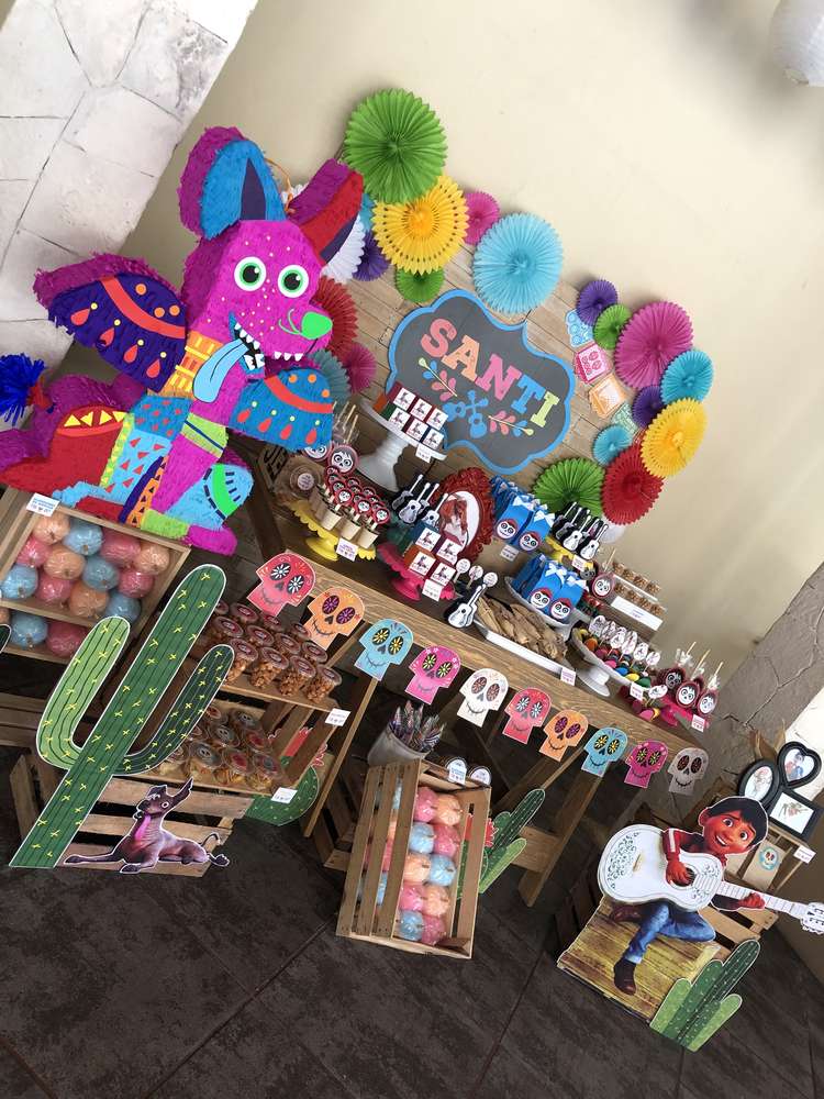 Ideas de decoración para Fiesta Coco de Disney para niños