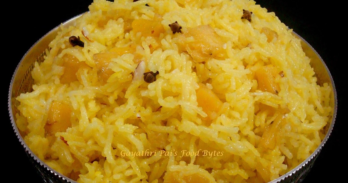 Gayathri Pai's Food Bytes: Pineapple~Saffron Sweet Rice / Ananas Kesari ...
