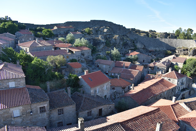 Guia Para Visitar A Aldeia Histórica de Sortelha - À Descoberta Pelo Mundo
