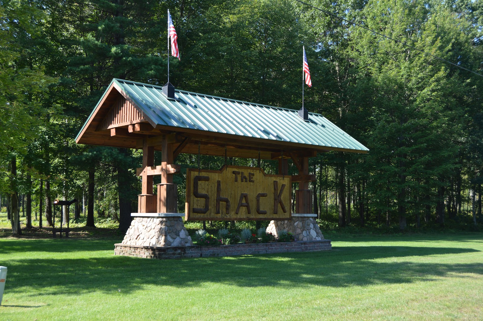 Adventures of the Traveling Hat : The Shack Jugville Mi