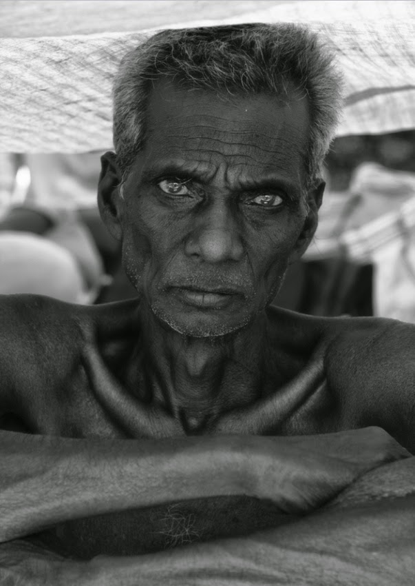 OLTRE IL MURO: ARTE e FOTOGRAFIA: SAIBAL GUPTA | PHOTOGRAPHER