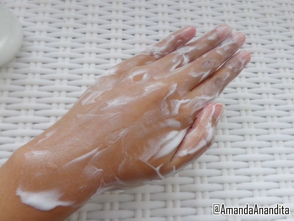 Tips Cantik by Amanda - an Indonesian Beauty Blogger: DIY Hand Mask ...
