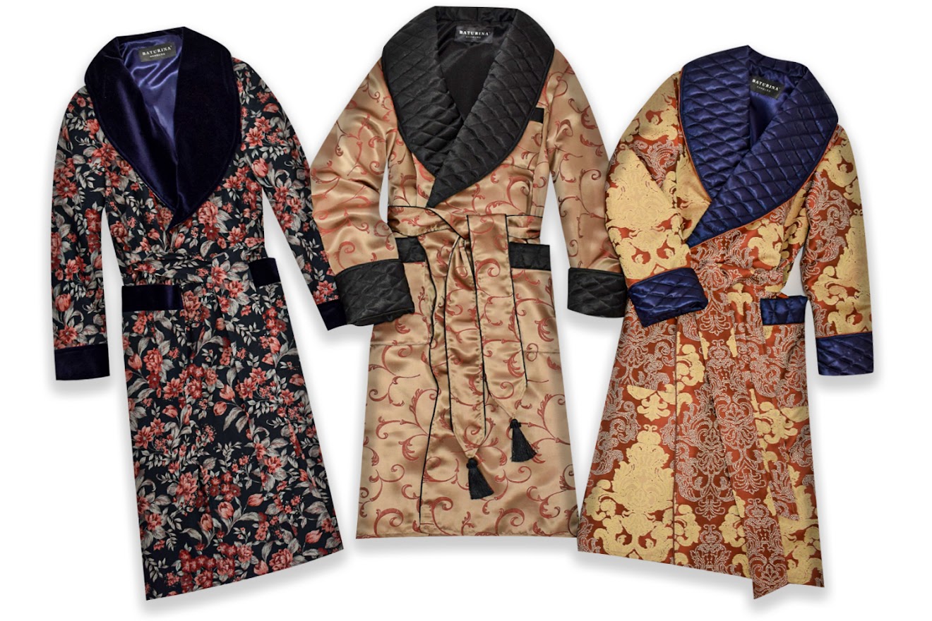 Men's Luxury Silk Dressing Gown with Gold and Dark Blue Paisley Ornaments