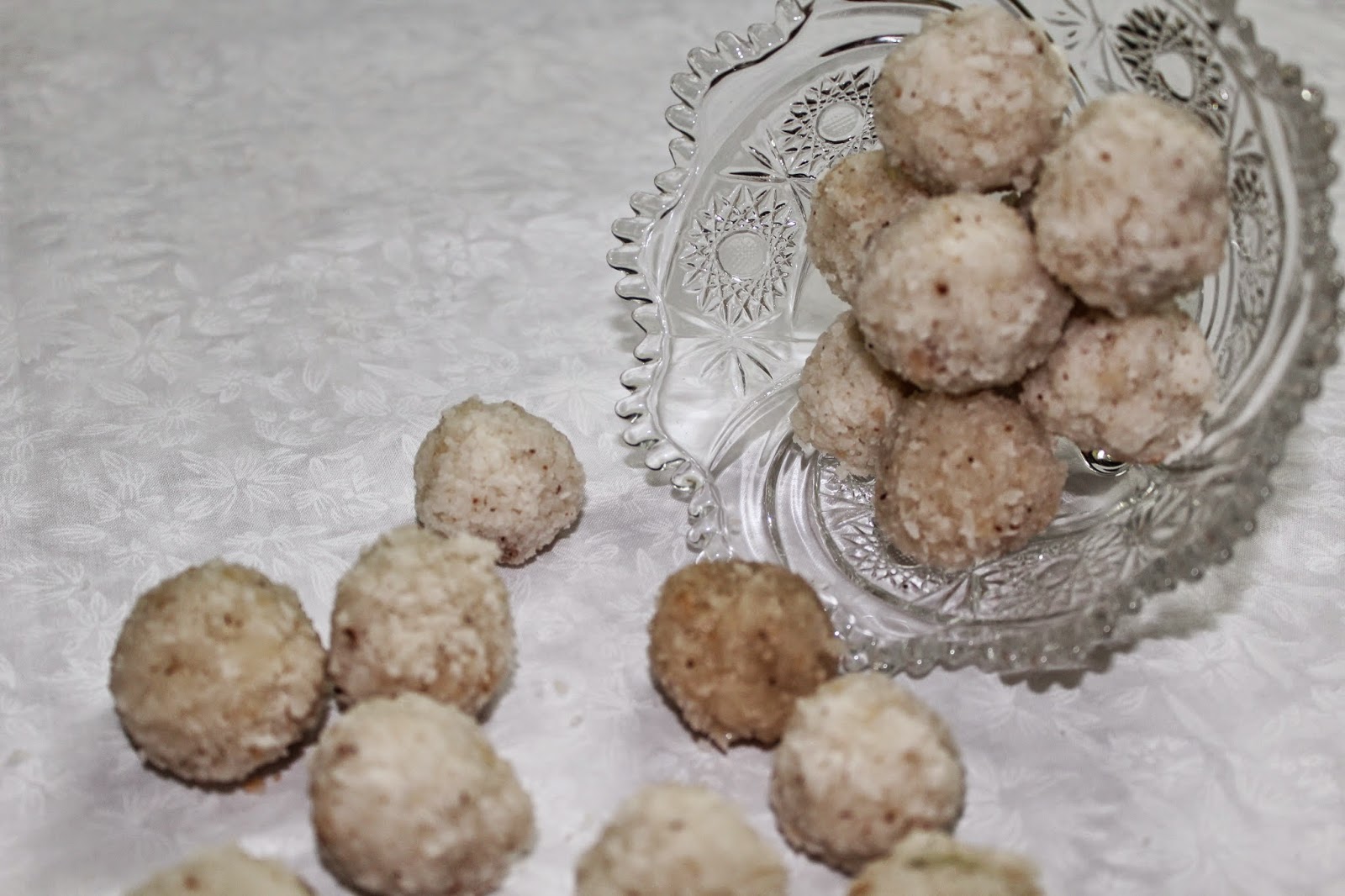 Flavors & Spices of India: Recipe Of Narkel Naru (Indian Coconut ...