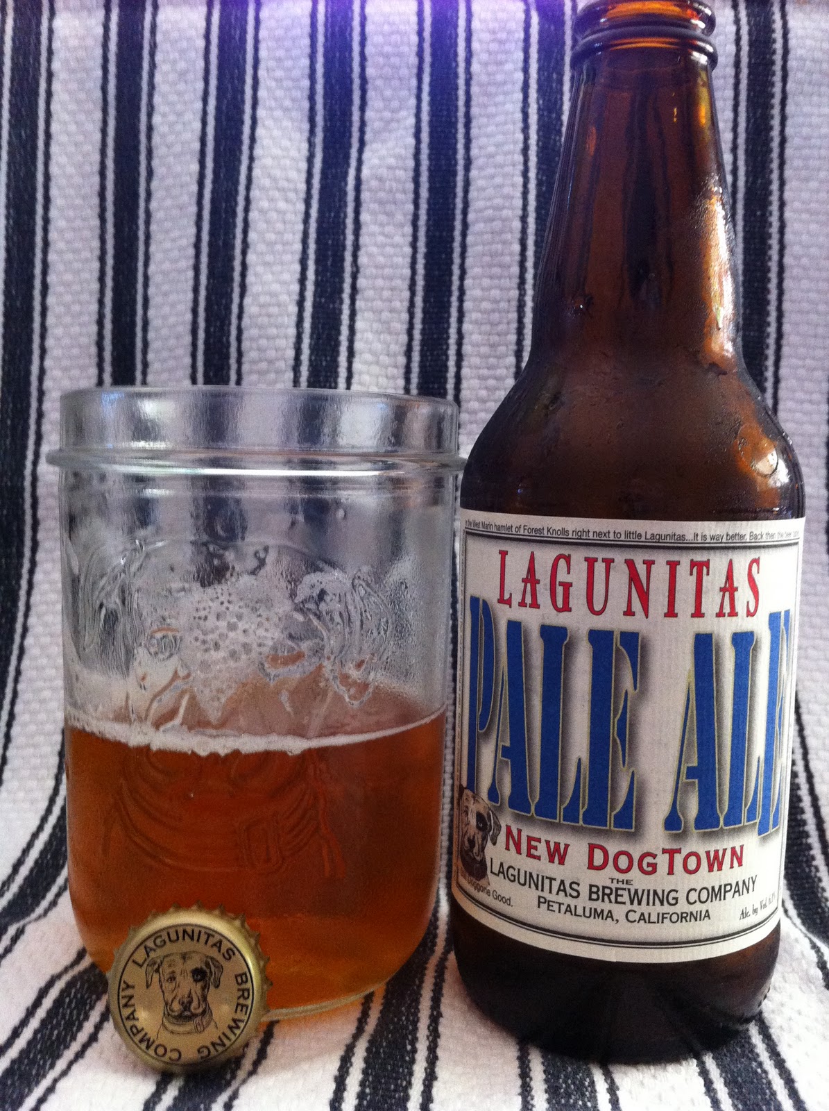 NorCal Beer Blog: Lagunitas Brewing Company New Dog Town Pale Ale
