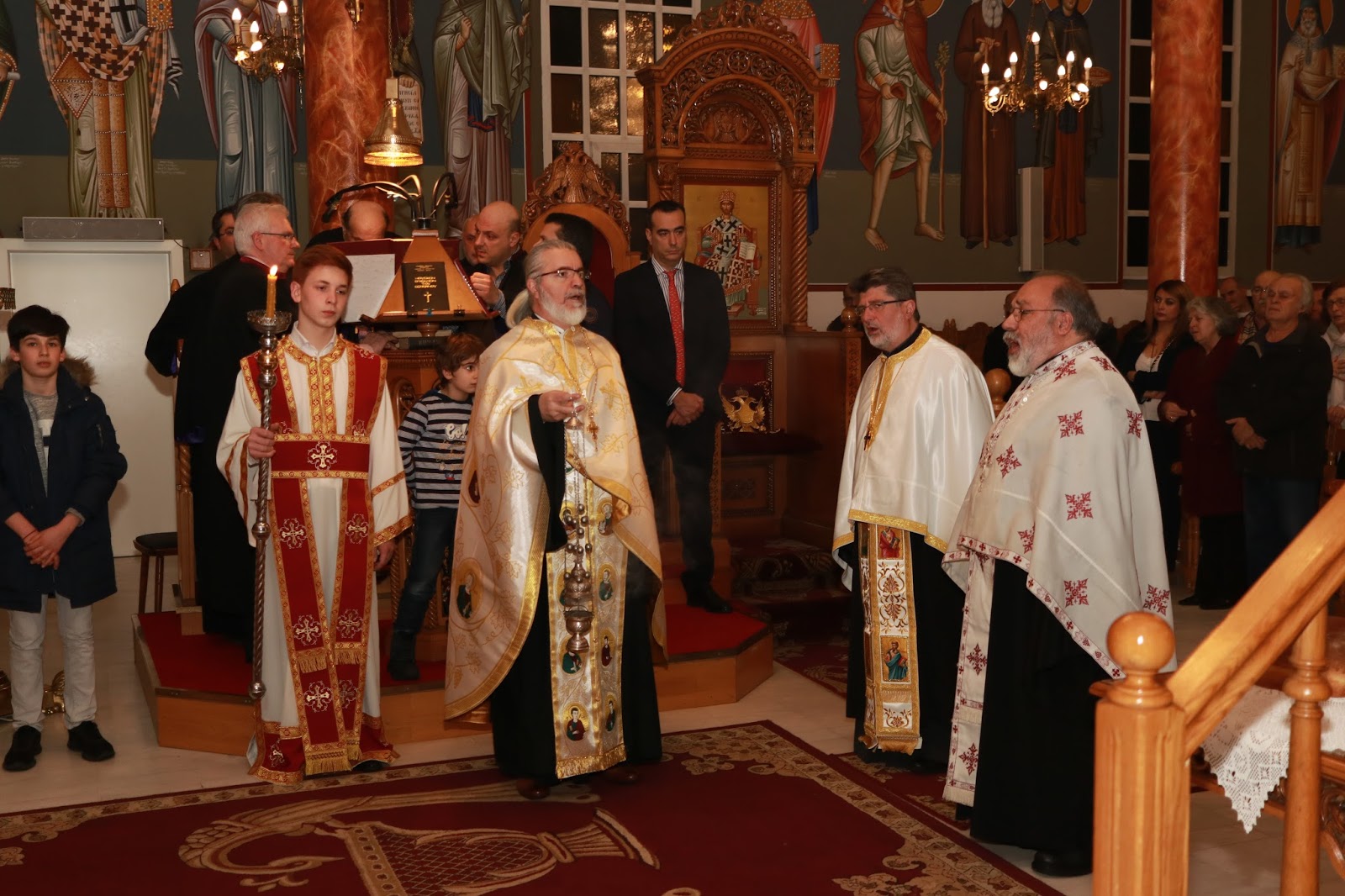 ΕΝΟΡΙΑ "ΤΡΙΩΝ ΙΕΡΑΡΧΩΝ" ΑΝΝΟΒΕΡΟΥ: Ο ΕΣΠΕΡΙΝΟΣ ΤΩΝ ΤΡΙΩΝ ΙΕΡΑΡΧΩΝ ΜΕΣΑ ...