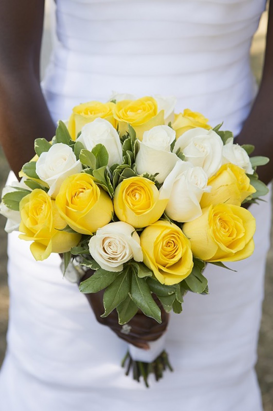 Yellow rose wedding flowers ~ wedding flowers ideas