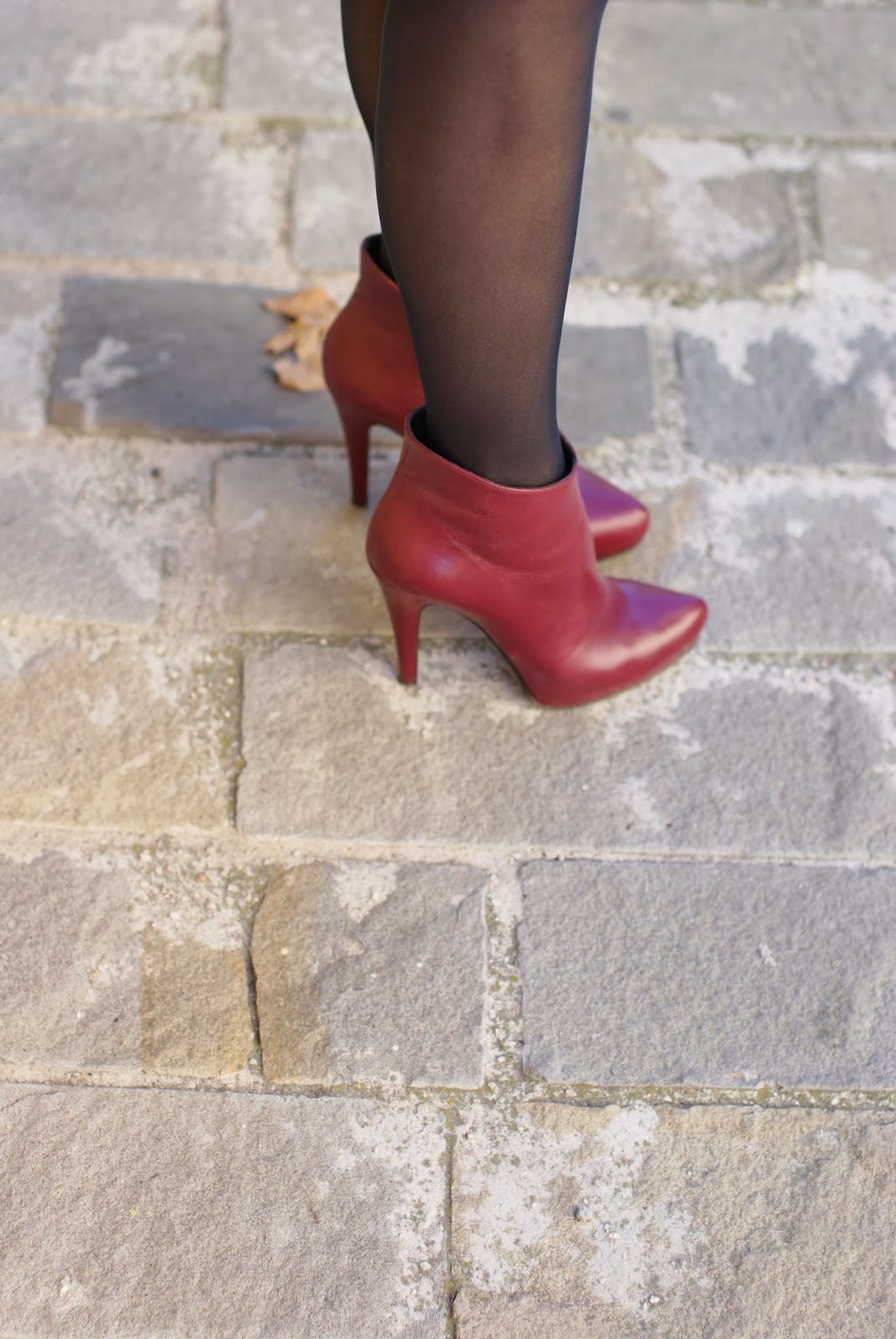 Burgundy ankle boots | Fashion and Cookies - fashion and beauty blog