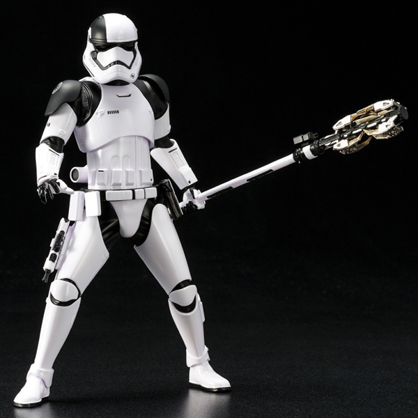 Star Wars: Episode VIII The Last Jedi - ARTFX+ First Order Stormtrooper ...