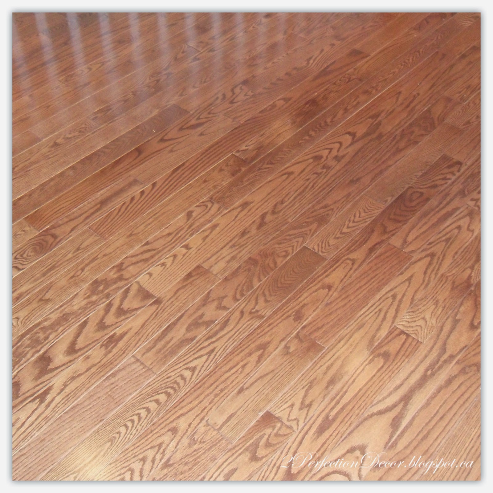 2Perfection Decor: Hazelnut Oak floors Re-Finished to Dark Java