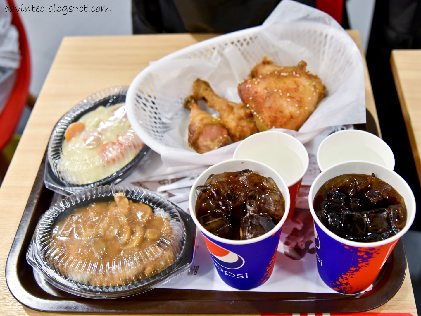 Entree Kibbles: First Meal in Hongkong - Grilled Japanese Salt Chicken ...