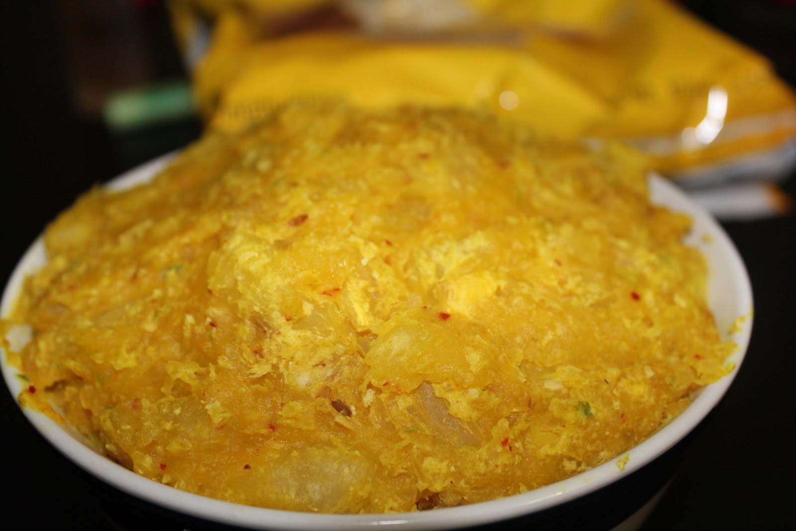 KAPPA VEVICHATHU/cooked tapioca with coconut...EXCLUSIVE KERALA DISH...!!!