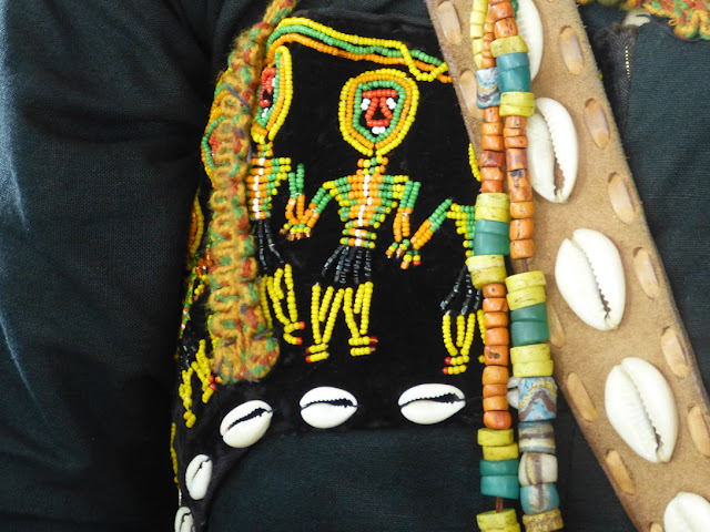 FolkCostume&Embroidery: Costumes of the Indigenous Taiwanese Peoples ...