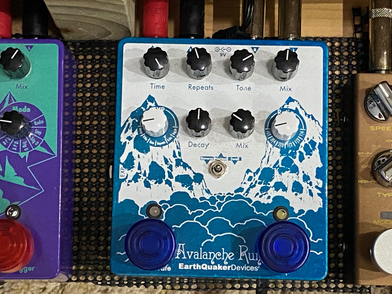 High on Technology: REVIEW EARTHQUAKER DEVICES AVALANCHE RUN AND ...