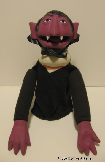 Mikey's Vintage Sesame Street Toy Puppets Blog!: The Count Hand Puppet
