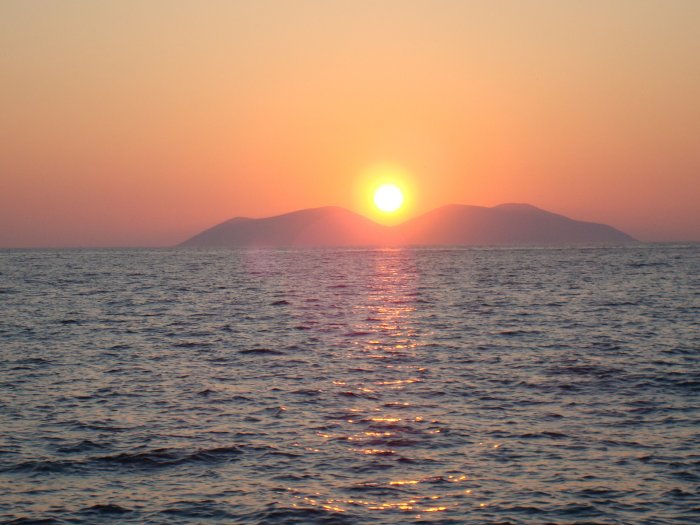 ΠΑΡΑΧΩΡΗΣΑΜΕ ΕΛΛΗΝΙΚΟ ΝΗΣΙ ΣΤΗΝ ΑΛΒΑΝΙΑ!