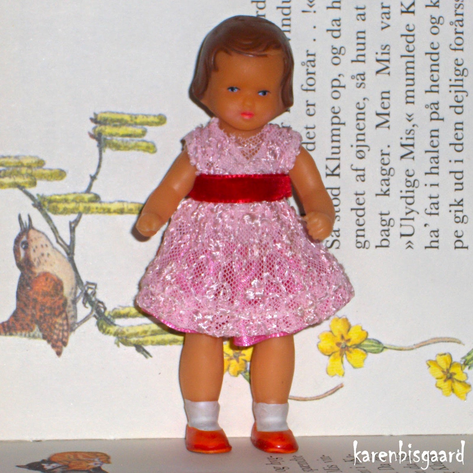Karen`s Vintage Dolls Photography.: Ari doll girl 11,5 cm wearing pink ...