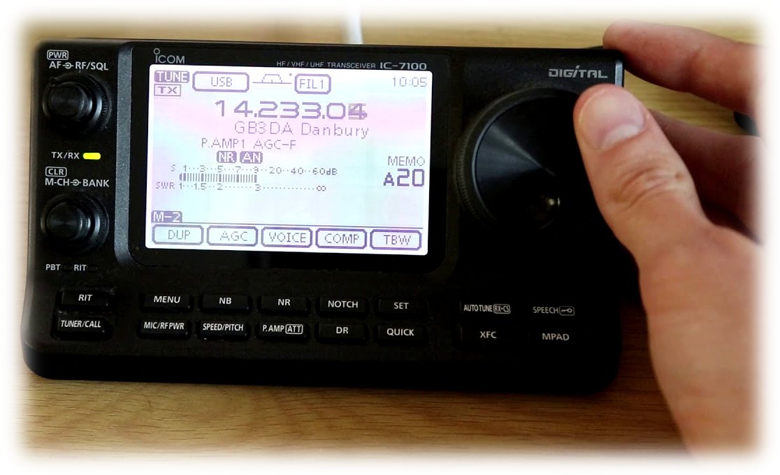 M7MCQ HAM RADIO BLOG: ICOM IC-7100 REVIEW