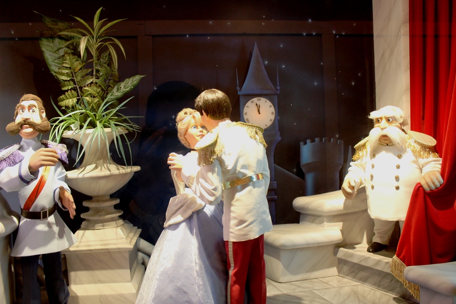 Main Street Gazette: Enchanted Windows