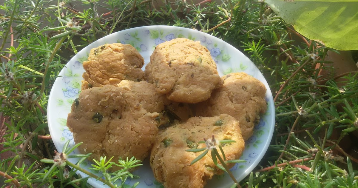 How To Make Methi Mathri At Home ~ Total Stylish