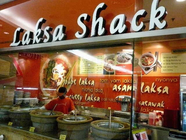 Direktori PPIM: Laksa Shack Serves a Variety of Local Delicacies ...