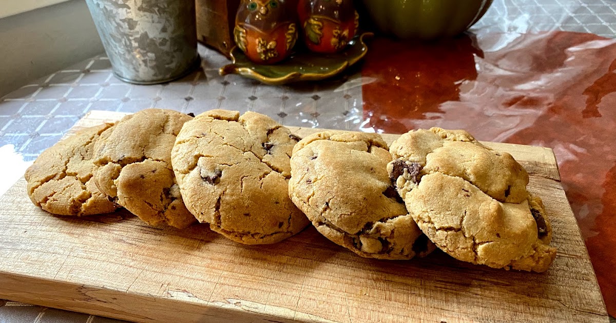 From Sunday to Saturday: Derek's Best CC Cookies