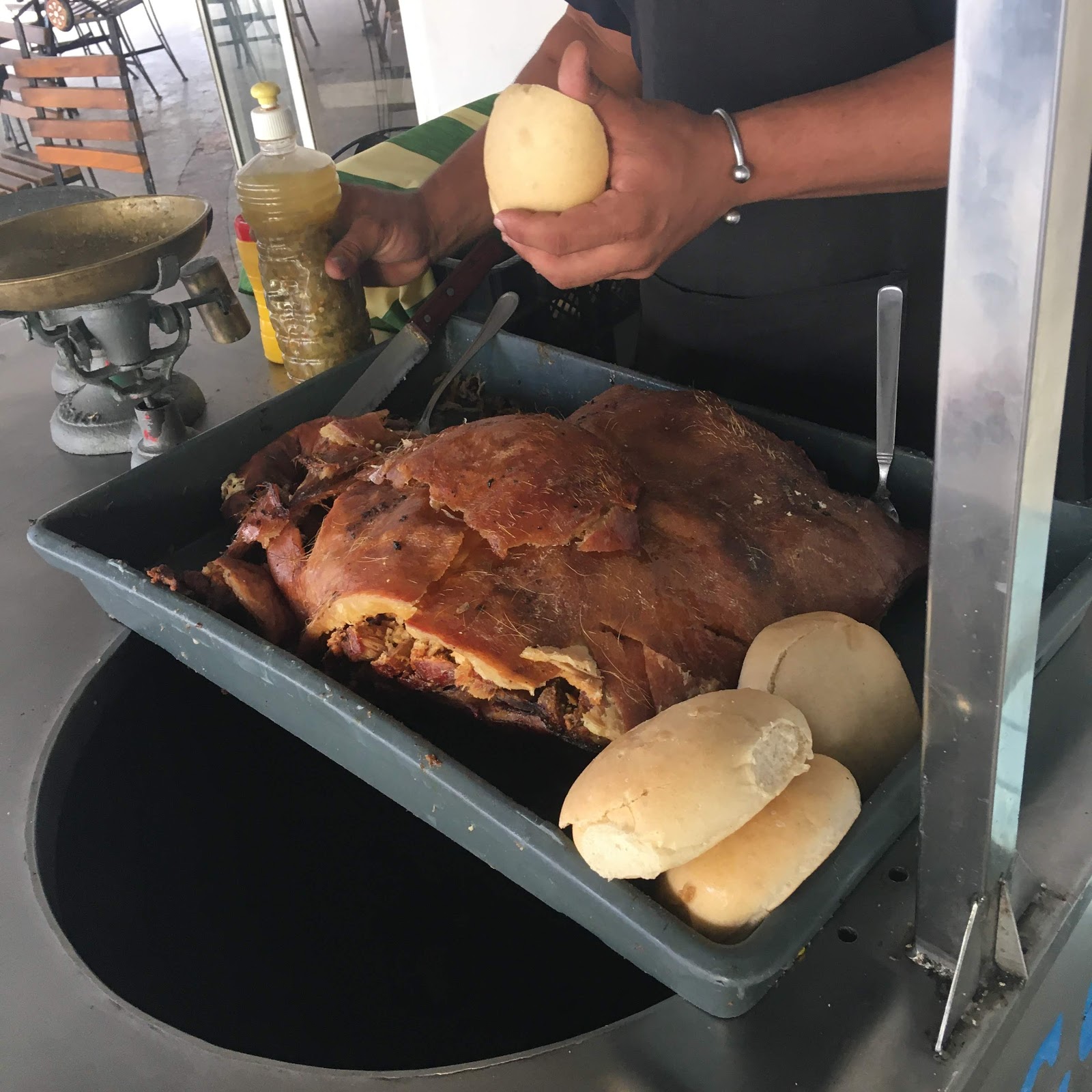 Laconada: Cousas de Cuba: Pan con Lechón