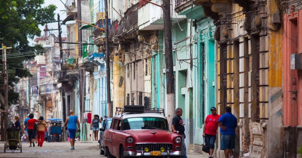 Raul e a Literatura: ADIOS CUBA. BIENVENUE FRANCE!
