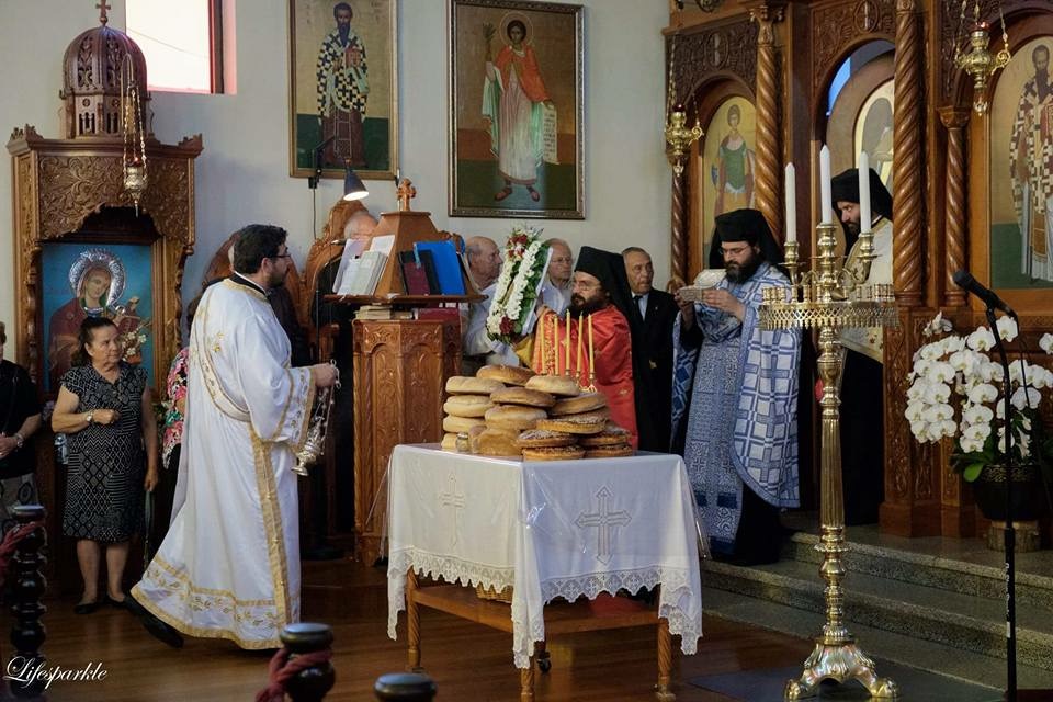 ΦΩΣ ΦΑΝΑΡΙΟΥ: ΤΟ ΑΓΙΟ ΔΩΔΕΚΑΗΜΕΡΟ ΣΤΗΝ ΜΕΛΒΟΥΡΝΗ ΤΗΣ ΑΥΣΤΡΑΛΙΑΣ (ΦΩΤΟ)