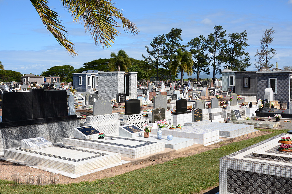thoughts & happenings: Cemetery at Ingham, Queensland.