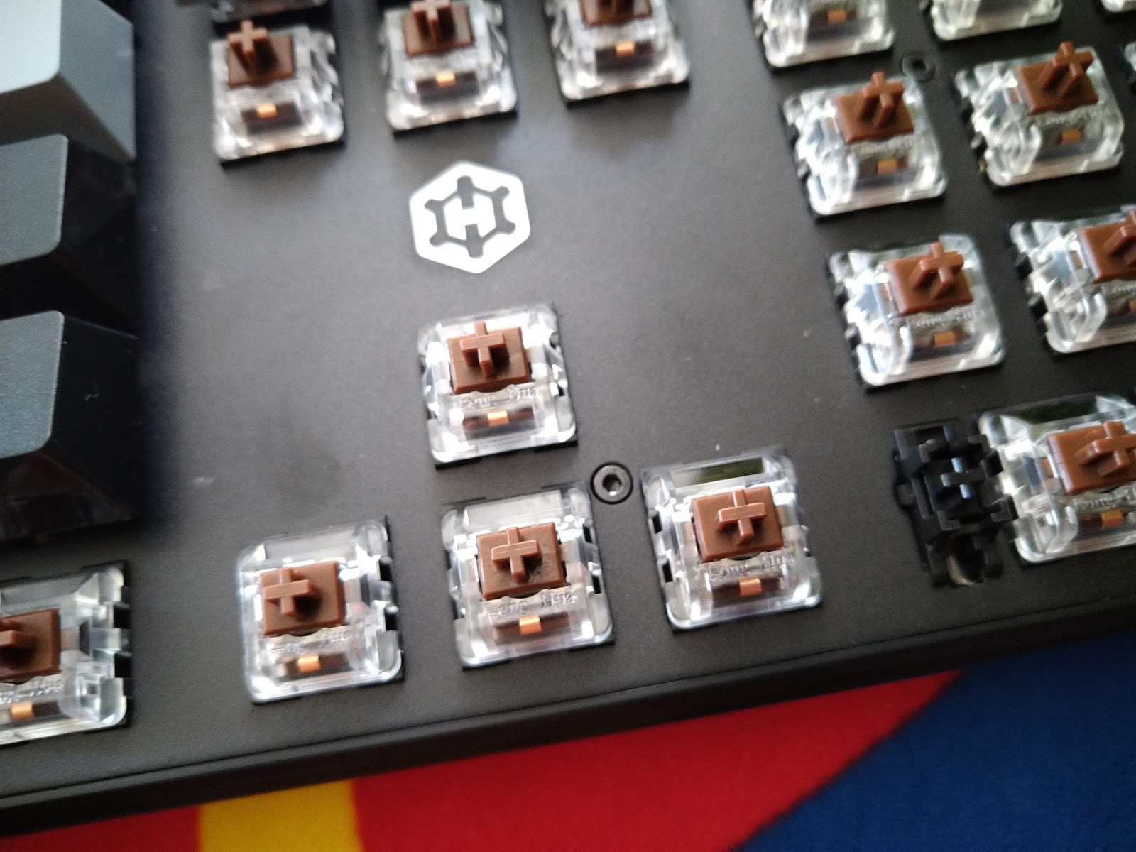 Bongkar dan Review Keyboard Mechanical Hexgear GK10