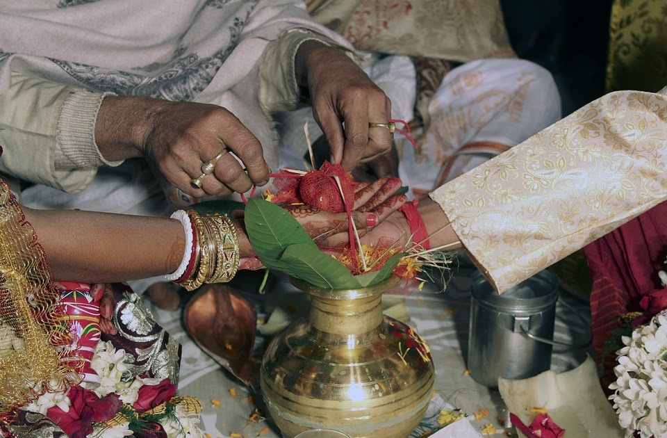 भारतीय शादी में तिलक समारोह | भारतीय शादी में वर माला समारोह | भारतीय ...