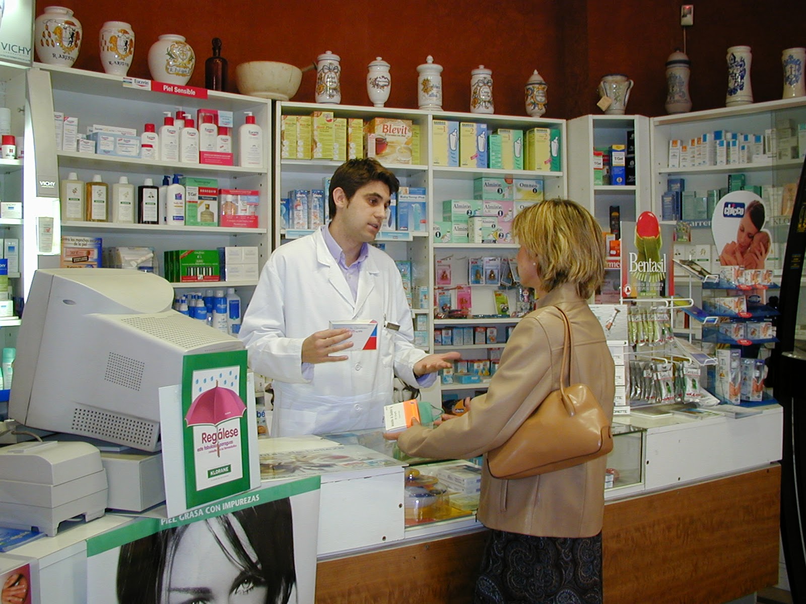 Bio Farmacia Uasd: La Atención Farmacéutica en farmacia comunitaria ...