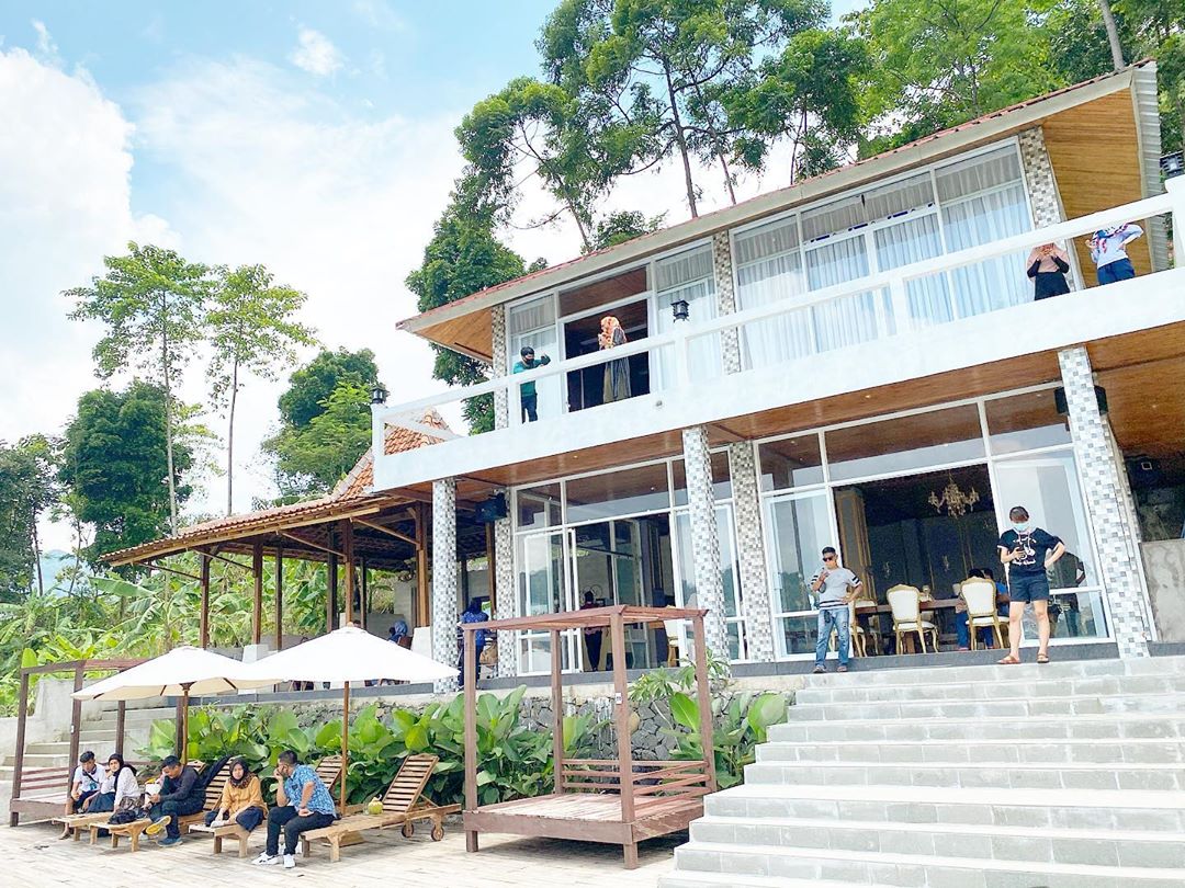 Mandapa Kirana Resort Sentul Bogor Fasilitas, Harga Tiket Masuk, Menu ...