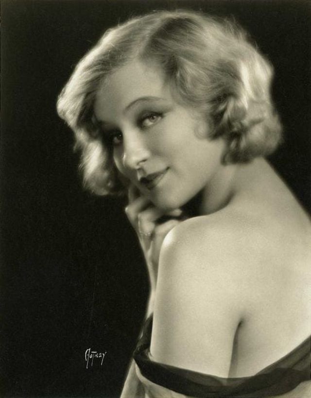 40 Gorgeous Photos of Greta Nissen in the 1920s and ’30s ~ Vintage Everyday