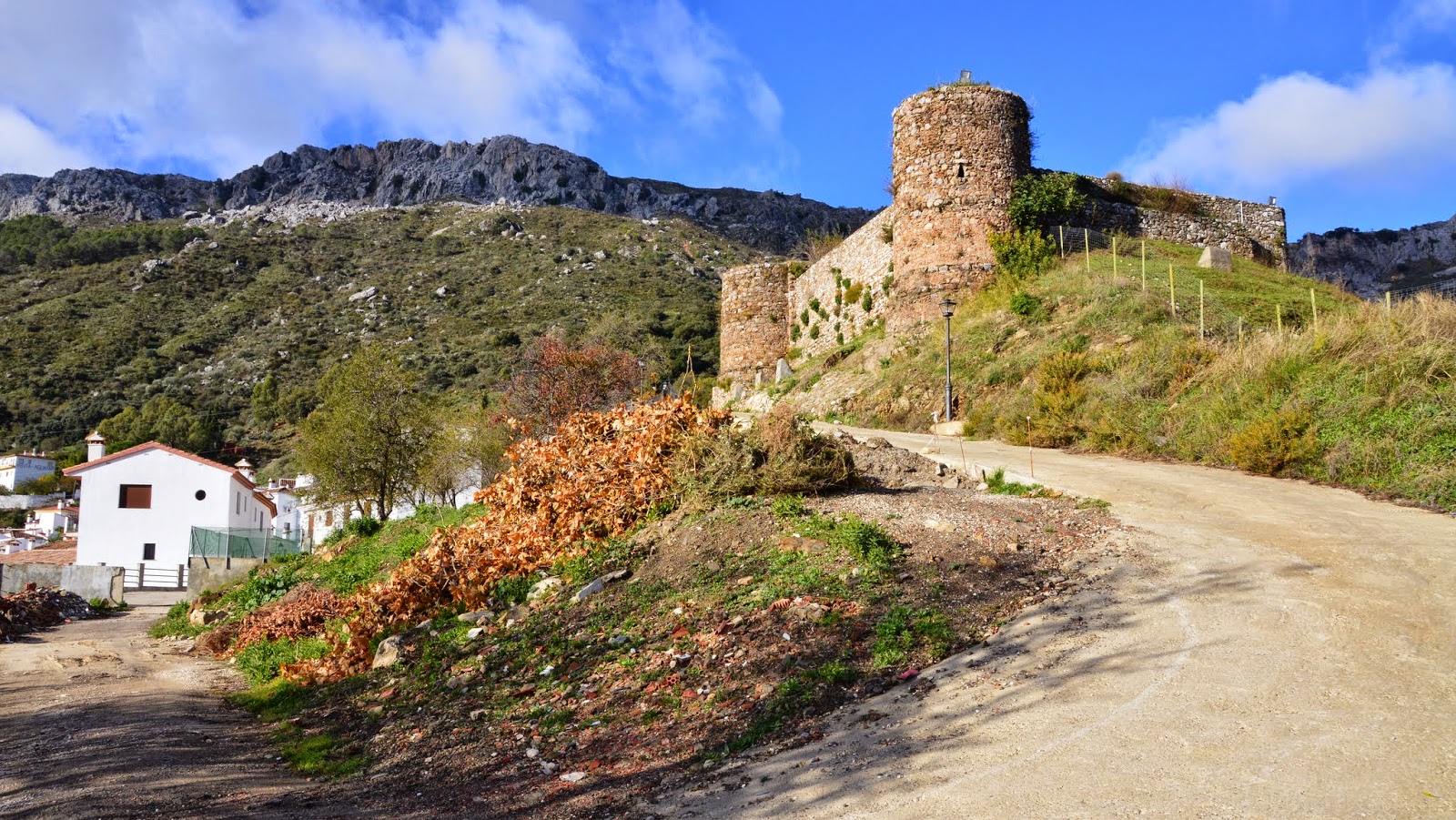 TROTONES BLOG: Benadalid-Benalauria