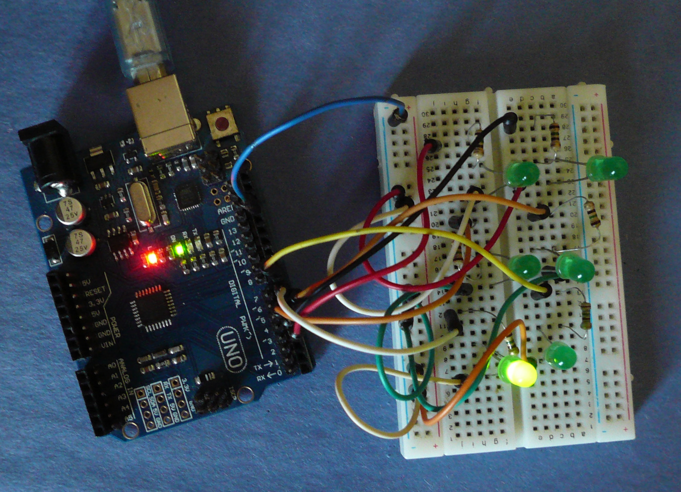 Électronique en amateur: Contrôler plusieurs LEDs avec Arduino ...
