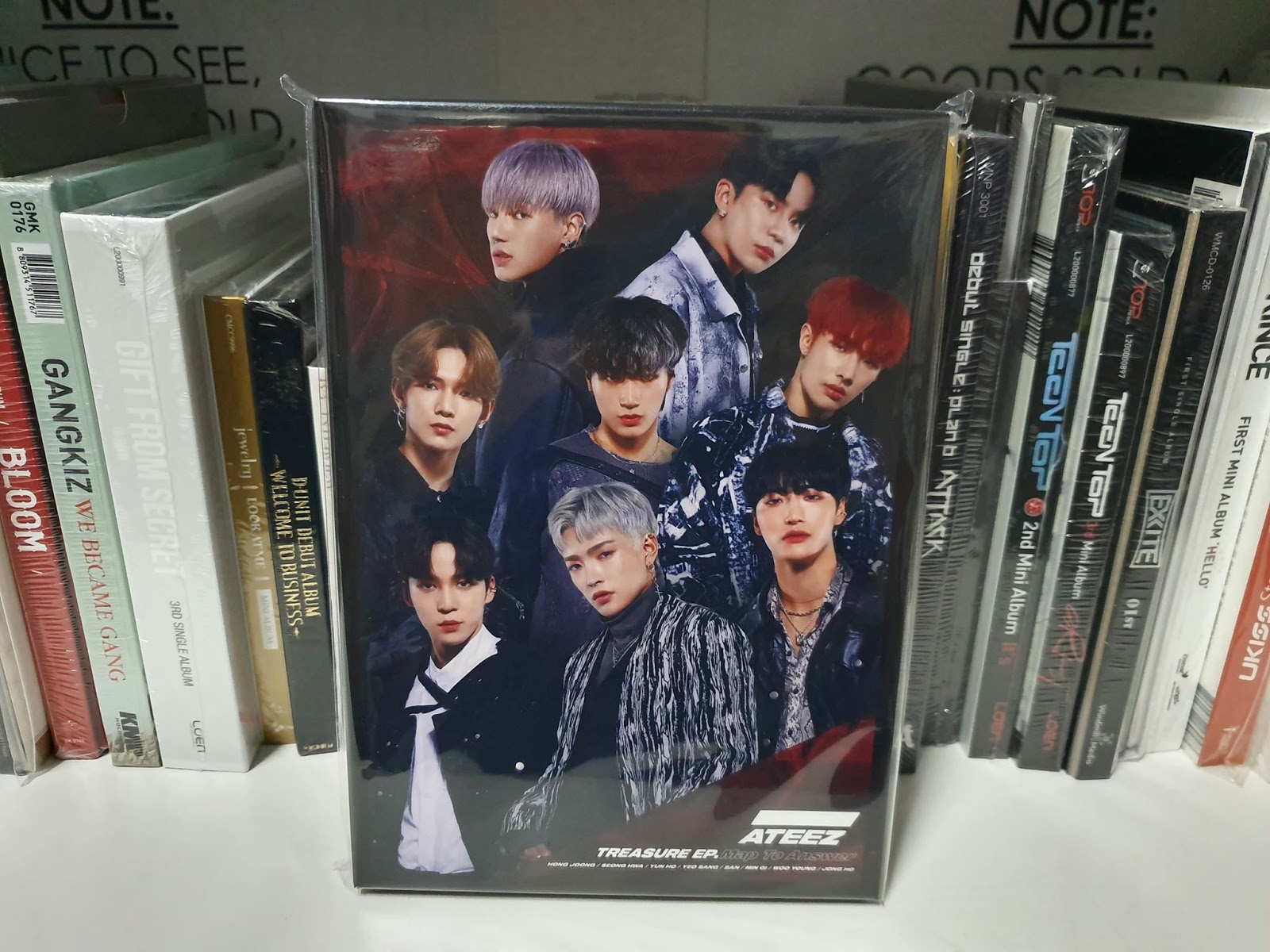 SKY ZONE: ATEEZ CD / DVD & Official Goods