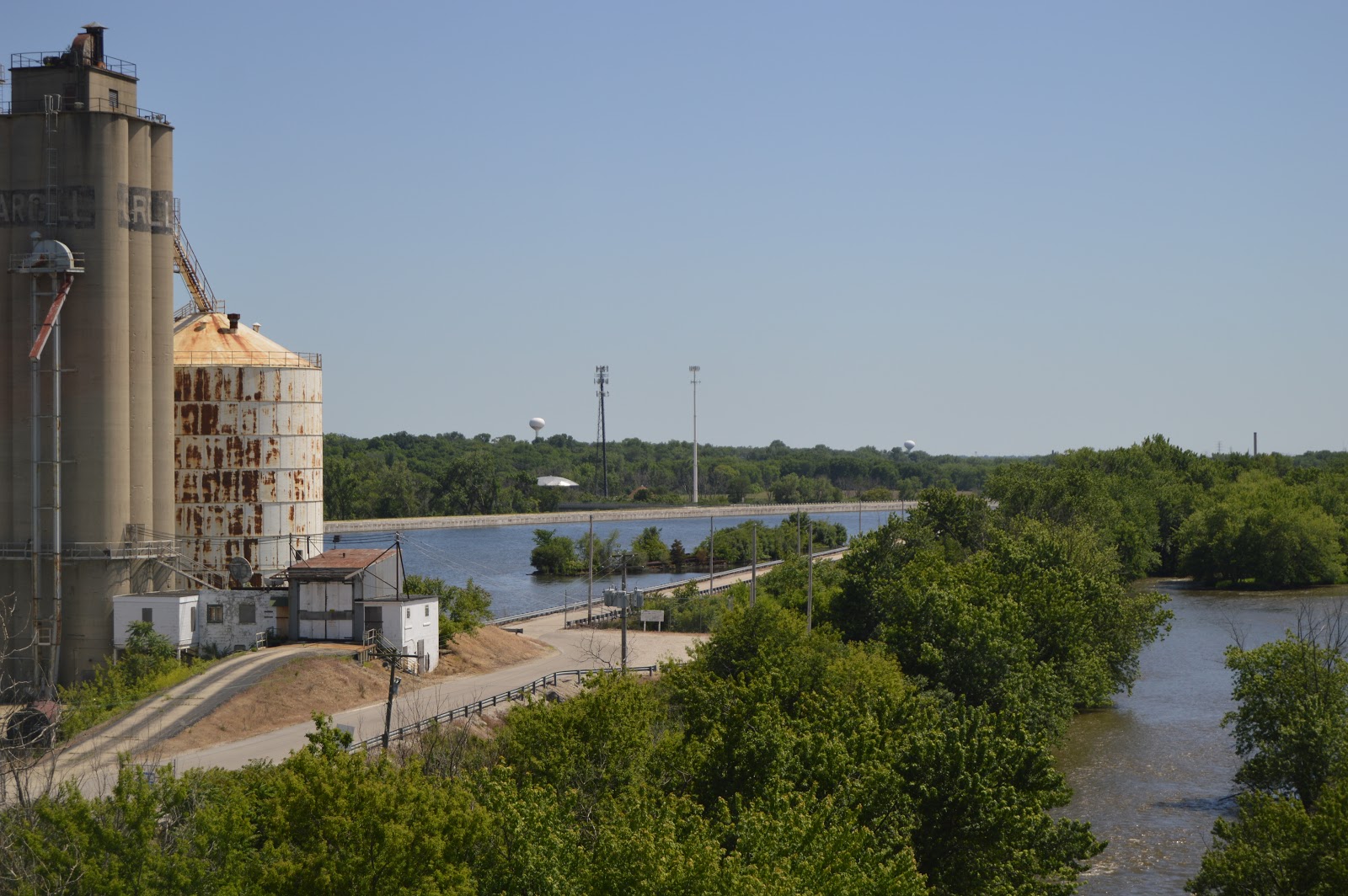 Industrial History: MWRD: CS&SC Extension, Creating a 40' Head for the ...