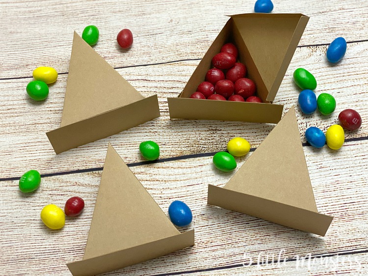 5 Little Monsters: Sorting Hat Candy Boxes